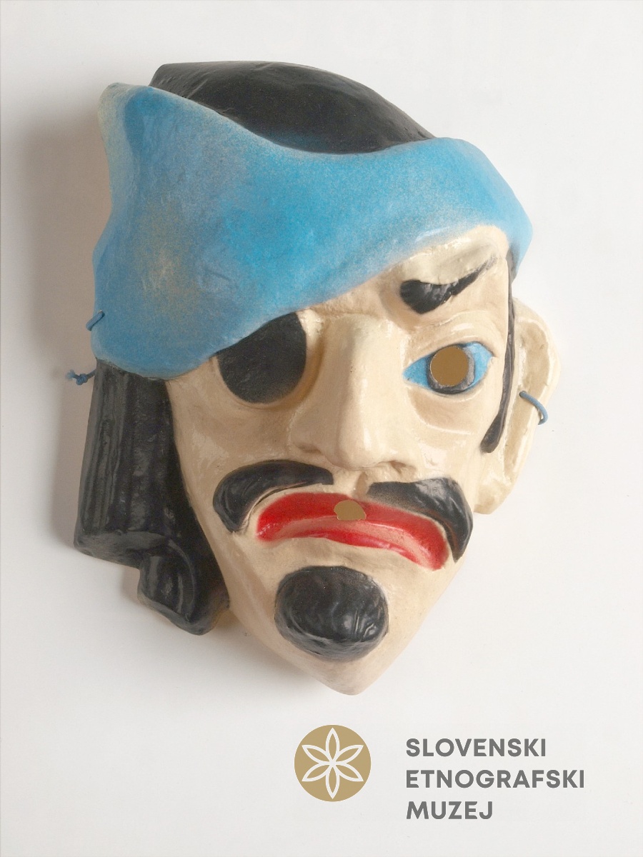 Plastične pustne maske | Slovenski etnografski muzej
