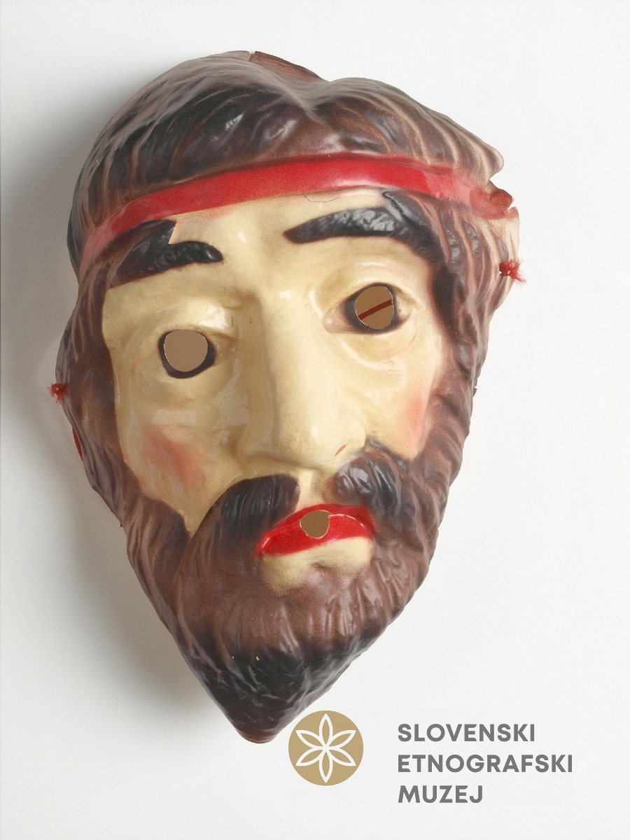 Plastične pustne maske | Slovenski etnografski muzej