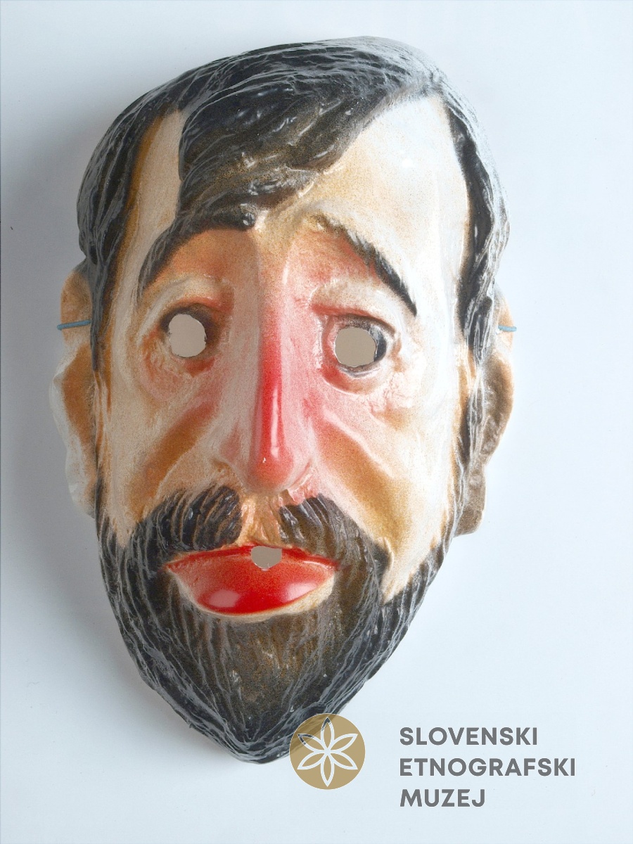 Plastične pustne maske | Slovenski etnografski muzej